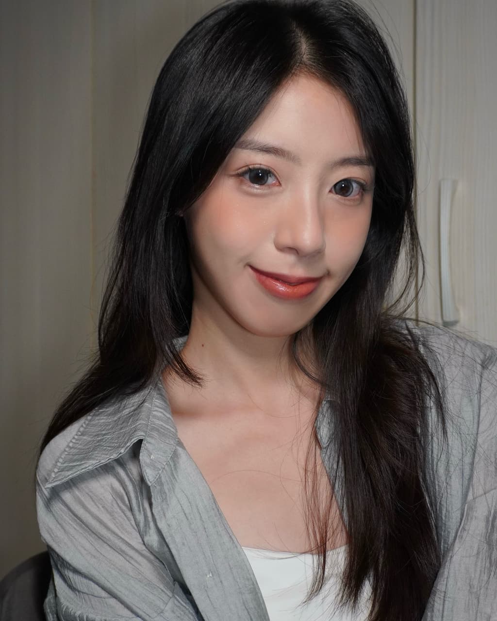 #分享 視妝美開箱來啦！三款氛圍感灰棕隱眼實戴🩶🤎 - 隱形眼鏡板 | Dcard