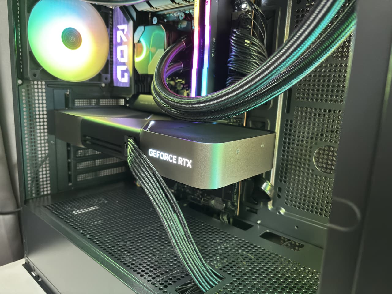 【開箱】「平價機殼首選，值得”木”名而來」MONTECH 君主科技 XR Wood - 3C板 | Dcard