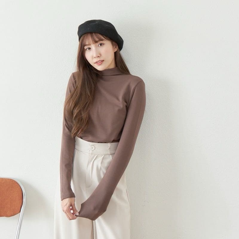 🌟BAI白媽媽 #內薄磨毛超彈性立領 1件250元，2件390元！ - Gabi☕️ (@coffee__) | Dcard