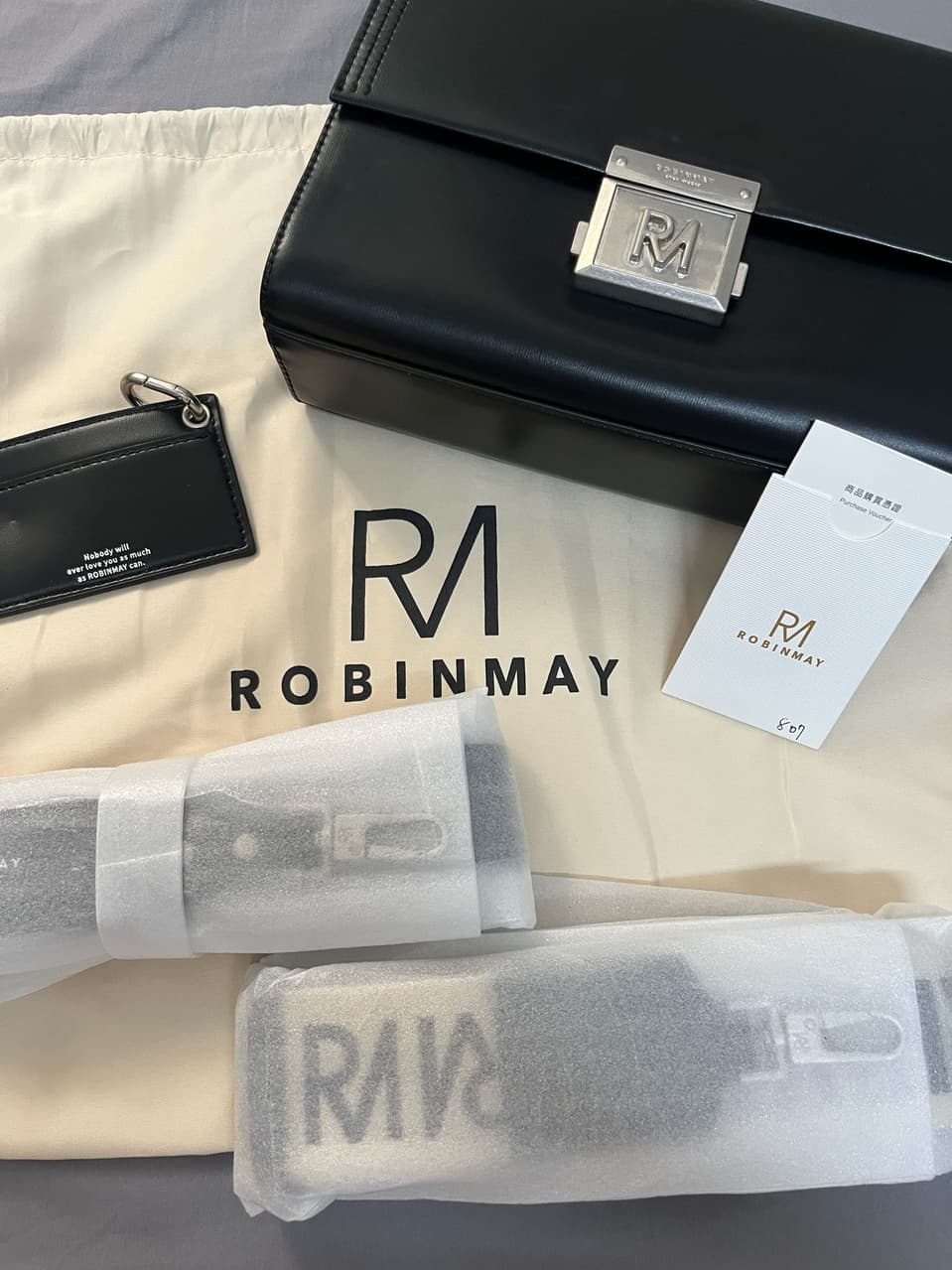 #我要賣 RM ROBINMAY 斜背包 - 二手交易板 | Dcard