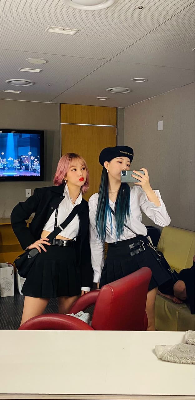 #集中討論 YERIN Solo出道 1st Mini Album 'ARIA' 🌼 - B207 留言 | Dcard