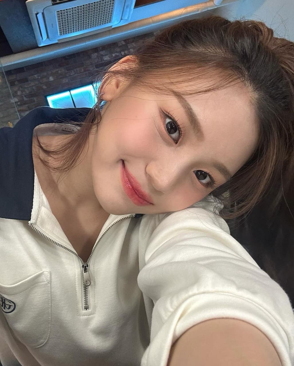 #更新 240105 SinB IG LIVE VIVI們〰🖤/Umji IG貼文、限動更新 - GFRIEND板 | Dcard