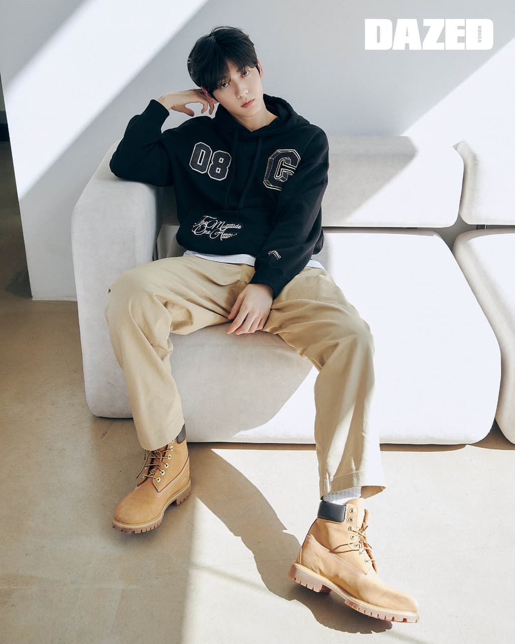 #分享 秀彬 & DAZED KOREA 2024 12月刊 - TOMORROW X TOGETHER板 | Dcard