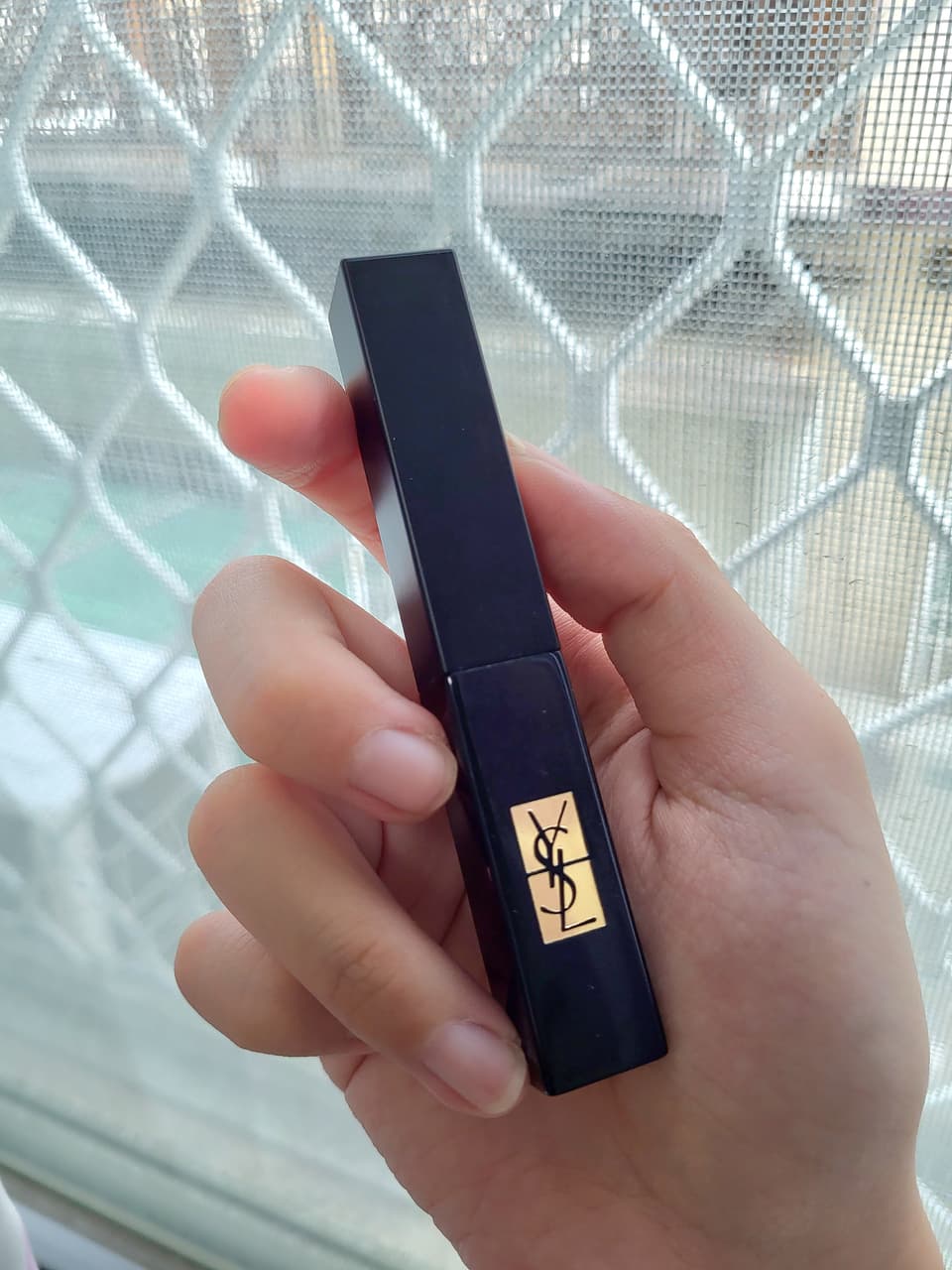 #試色 分享試色：YSL小黑條 #316 絲絨琥珀 - 美妝板 | Dcard