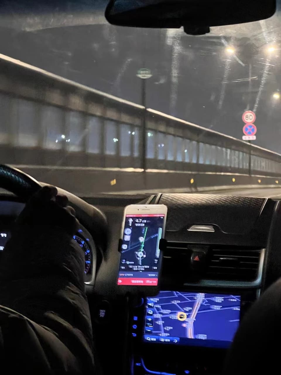 各位懂車帝,這台又是什麼車? 汽車板 Dcard