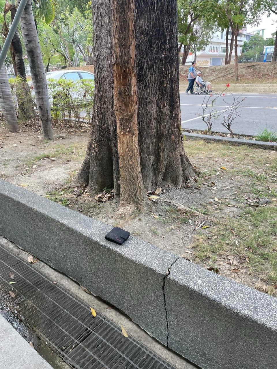 失物招領 國立高雄科技大學板 Dcard