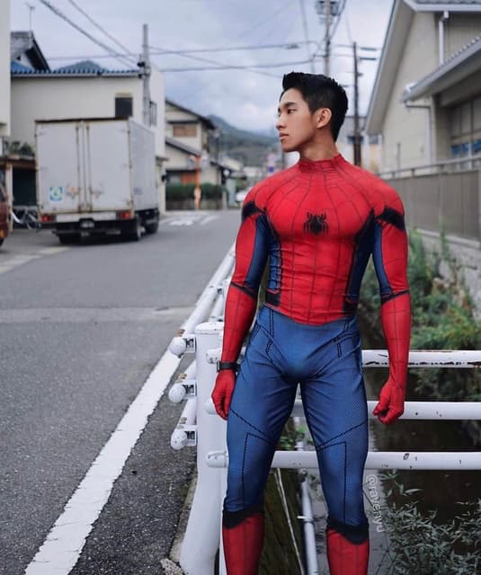 【可愛+精壯+大大der】這根本是拉高0號標準 - 彩虹板 | Dcard