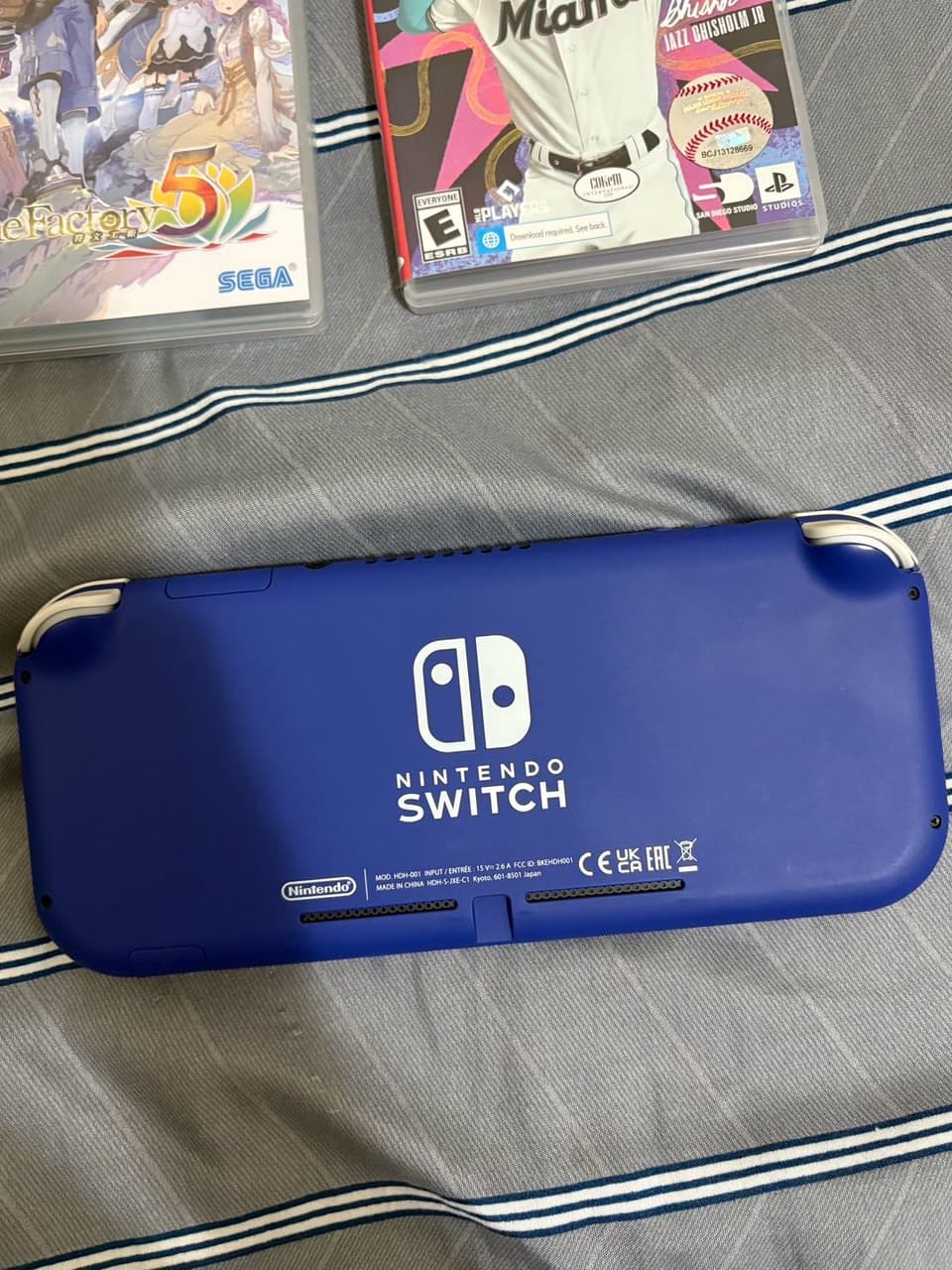 #我要賣 （主機已售出）剩遊戲片！Switch lite 藍色+遊戲片 - 二手交易板 | Dcard