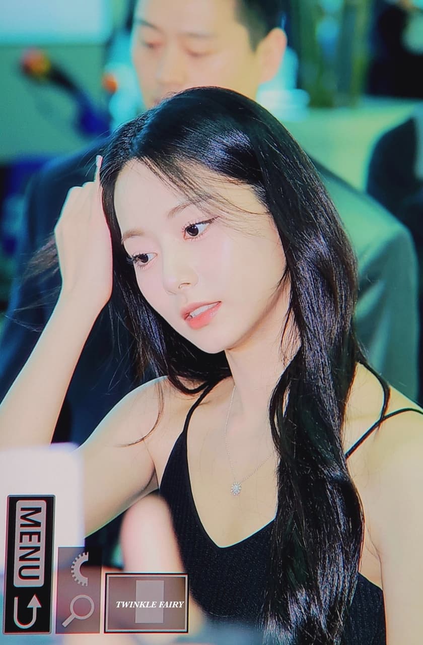 #分享 子瑜🦌前往印尼🇮🇩，將參加明天的PONDS見面會🇹🇼💙🪽 - 韓星板 | Dcard