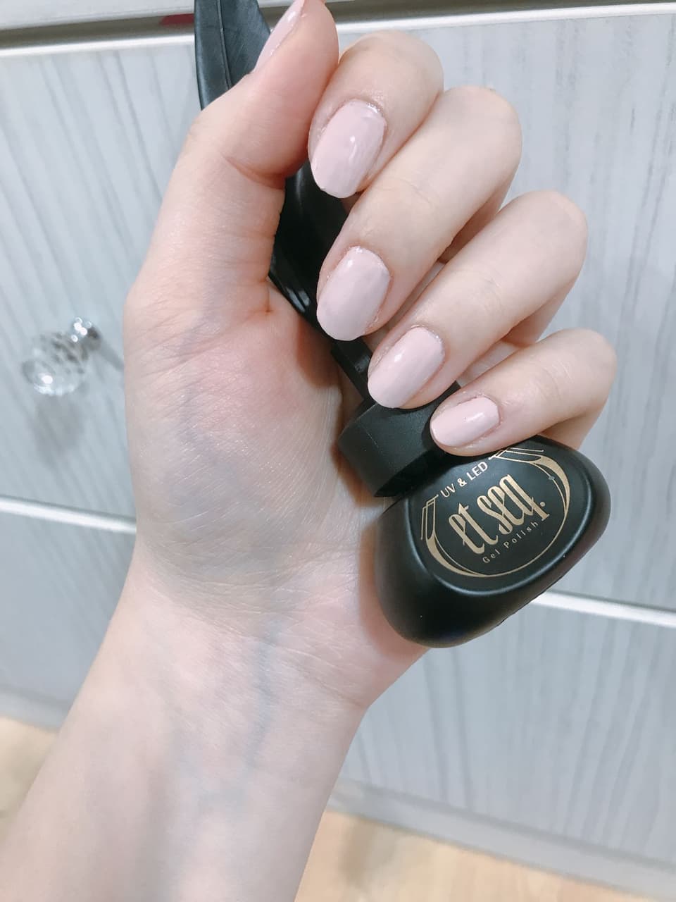 Et seq 藏書狂 輕光撩指甲油 - 美甲板 | Dcard