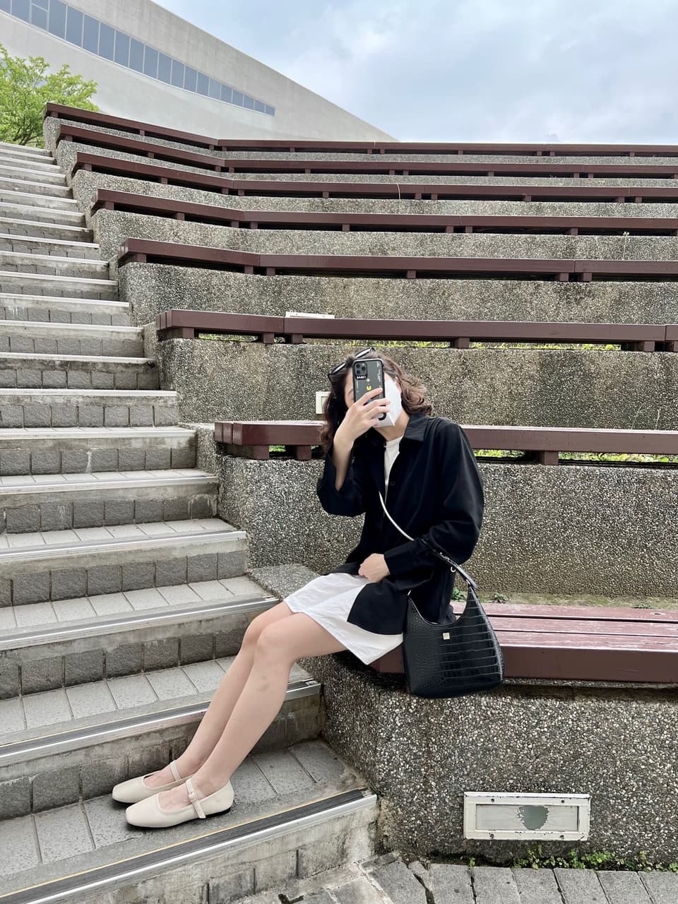 #分享 𝟭𝟰𝟴𝗰𝗺一鞋多穿x瑪莉珍鞋 #電力滿格密技 - 穿搭板 | Dcard