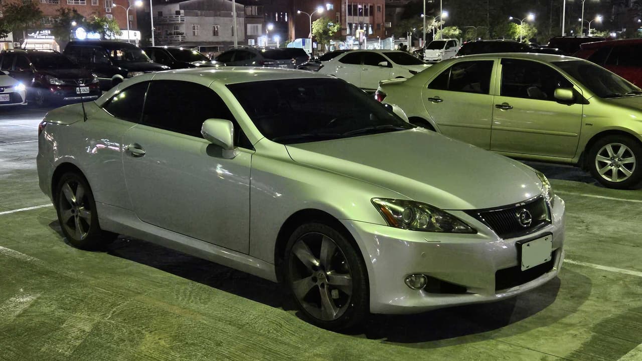 【街拍】XE20 Lexus ISC - 汽車板 | Dcard