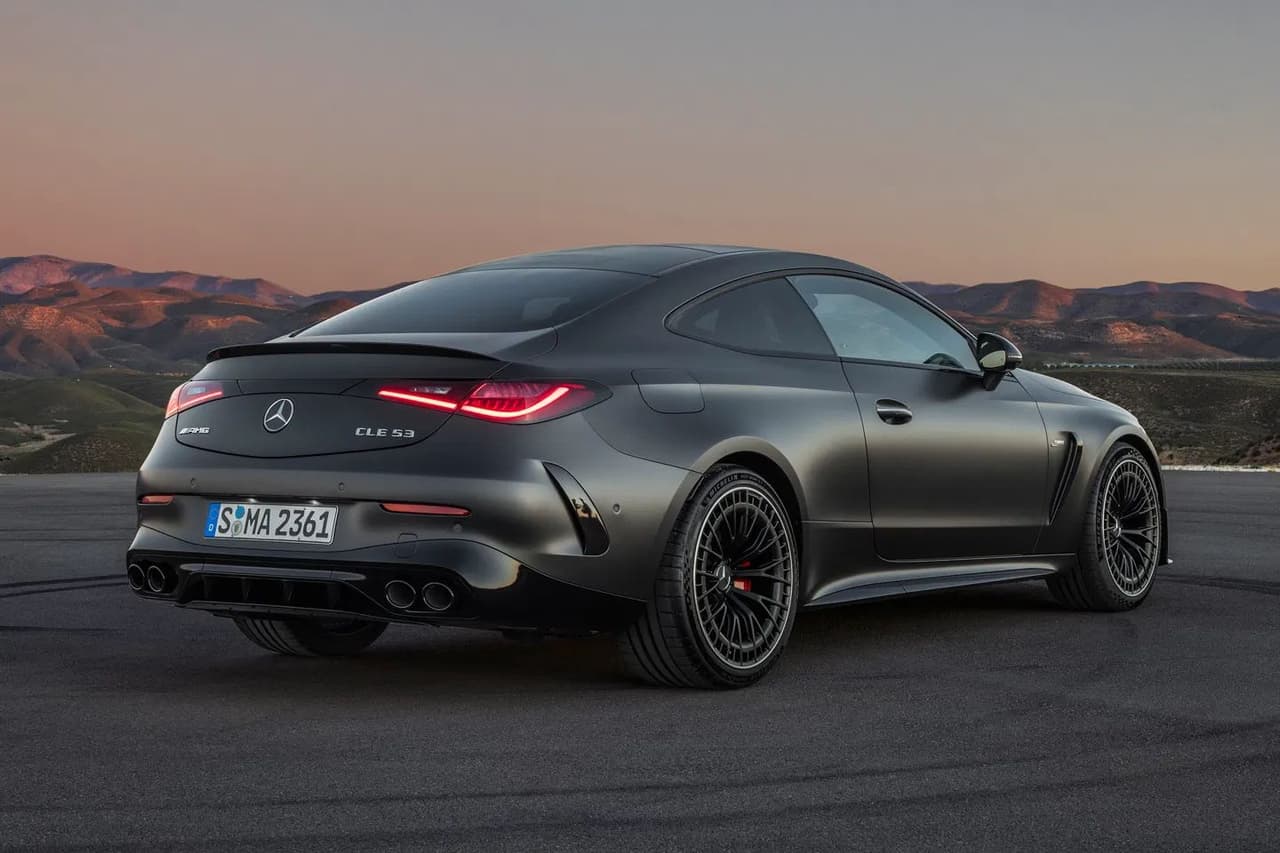 賓士 CLE Cabriolet 開篷現身 - 汽車板 | Dcard