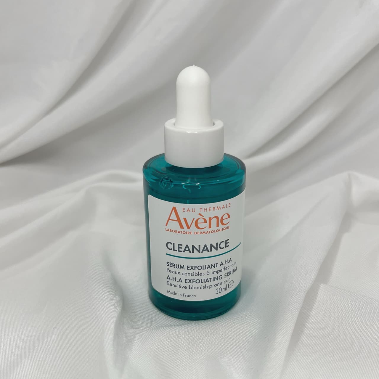 溫和不易刺激的酸類保養！ft. 雅漾AVENE - 芮妮是我🎈 (@chw98) | Dcard