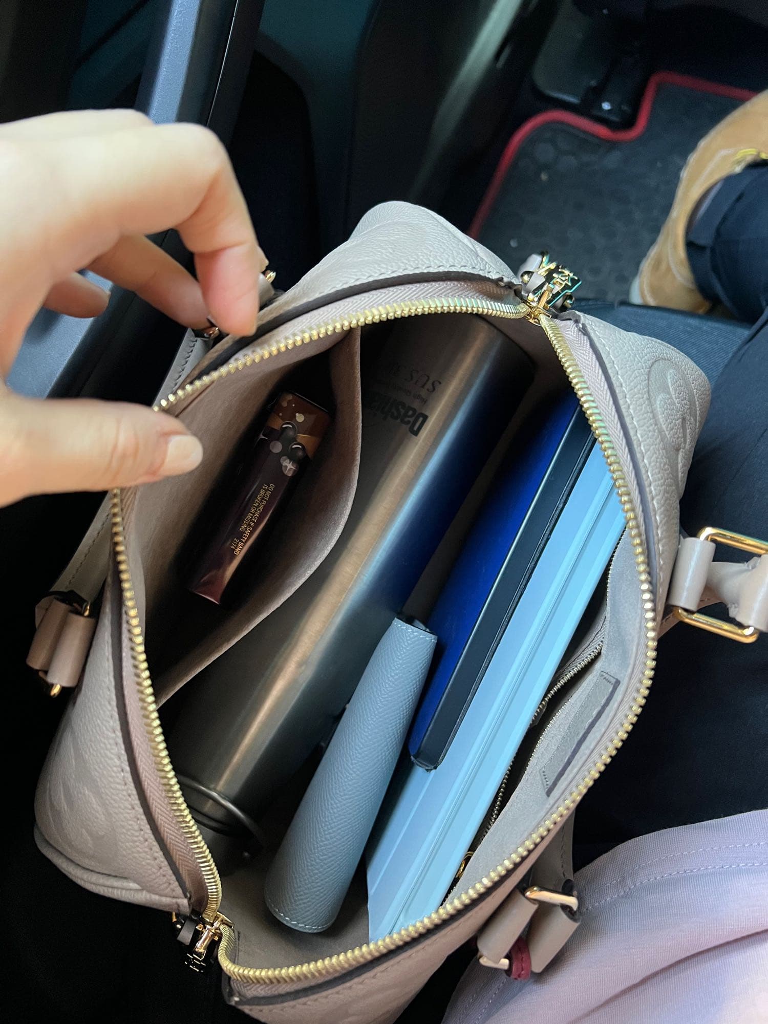 #開箱 #開箱 終於入手了LV Speedy 25 + LV靠櫃詳細初體驗分享 - 精品板 | Dcard