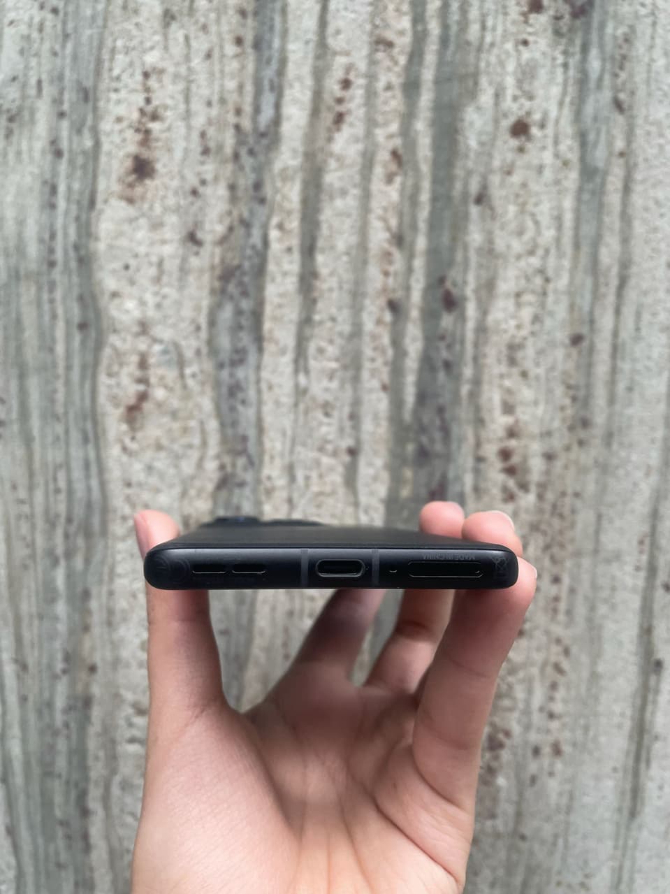 夏天出遊玩水好怕手機不防水？motorola edge 50 Pro 讓你放鬆玩😍 - 3C板 | Dcard