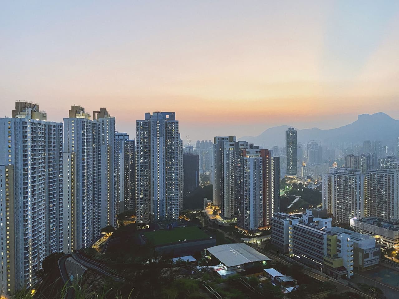 香港日夜秘境：九龍灣平山 - 遊台灣。趣旅行 (@sandy_1995) | Dcard