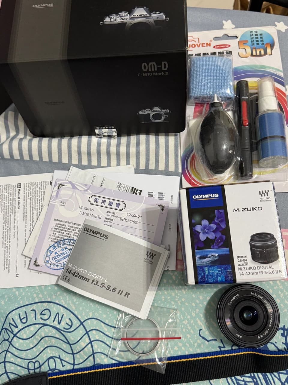 #我要賣 OLYMPUS OM-D E-M10 Mark lll 銀色 - 二手交易板 | Dcard