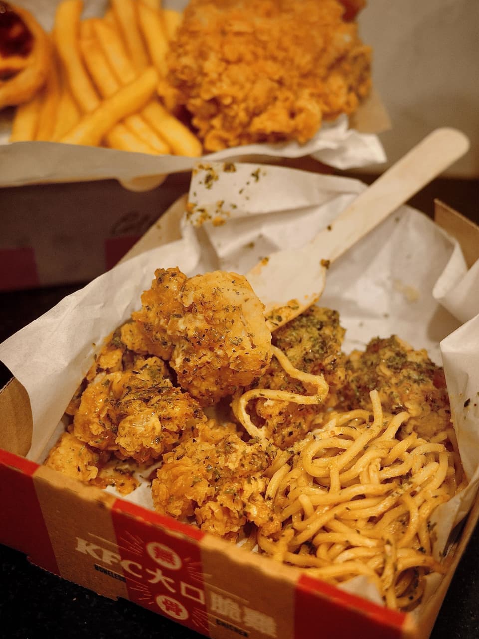 🍗KFCX明太子無骨脆雞搶先吃！道地日式鹹香口味太涮嘴啦😋💕 - 171瑪姬👧🏻 (@mj94819) | Dcard