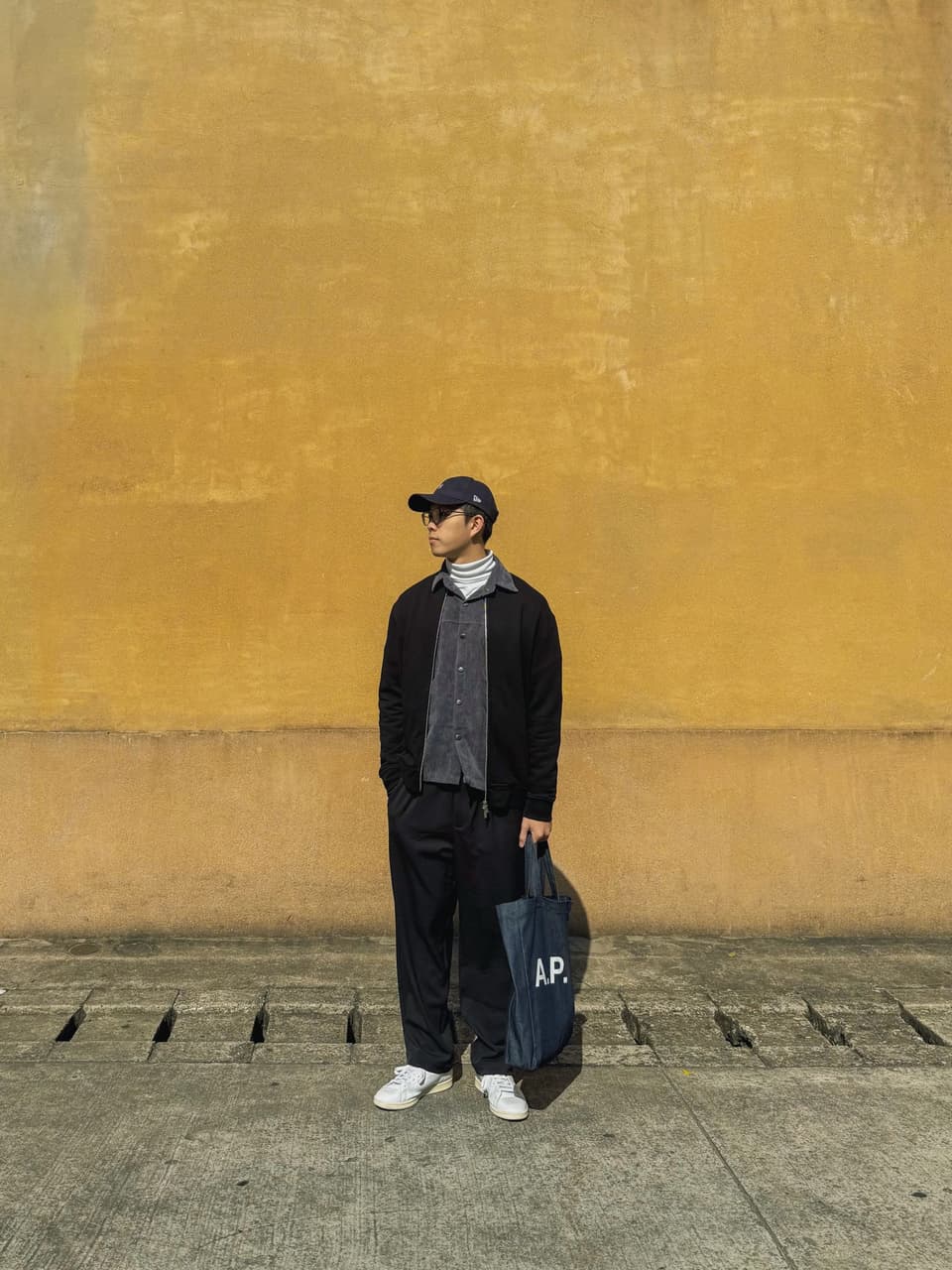 逛展的簡約穿搭🤓 - 暘暘 (@yangsheep33) | Dcard