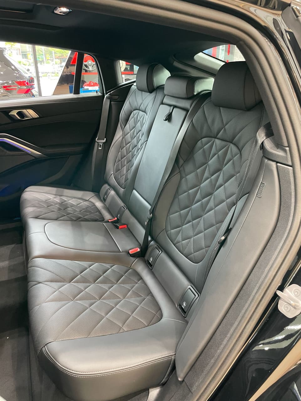 BMW The X6 - 汽車板 | Dcard