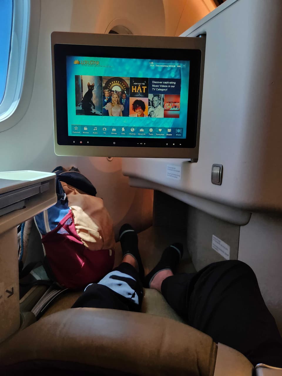 #國外遊記 #飛行記錄 越南航空 🇰🇷韓國釜山-🇻🇳越南胡志明市-🇹🇭泰國曼谷 B789+A321 商務艙分享(含貴賓室開箱) - 旅遊板 | Dcard