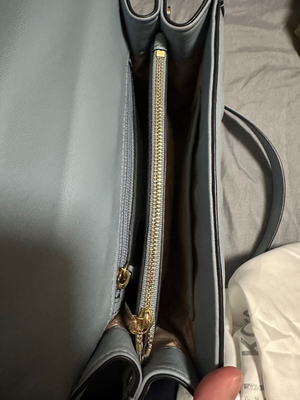 #開箱 #開箱 MK水藍色包 - 精品板 | Dcard