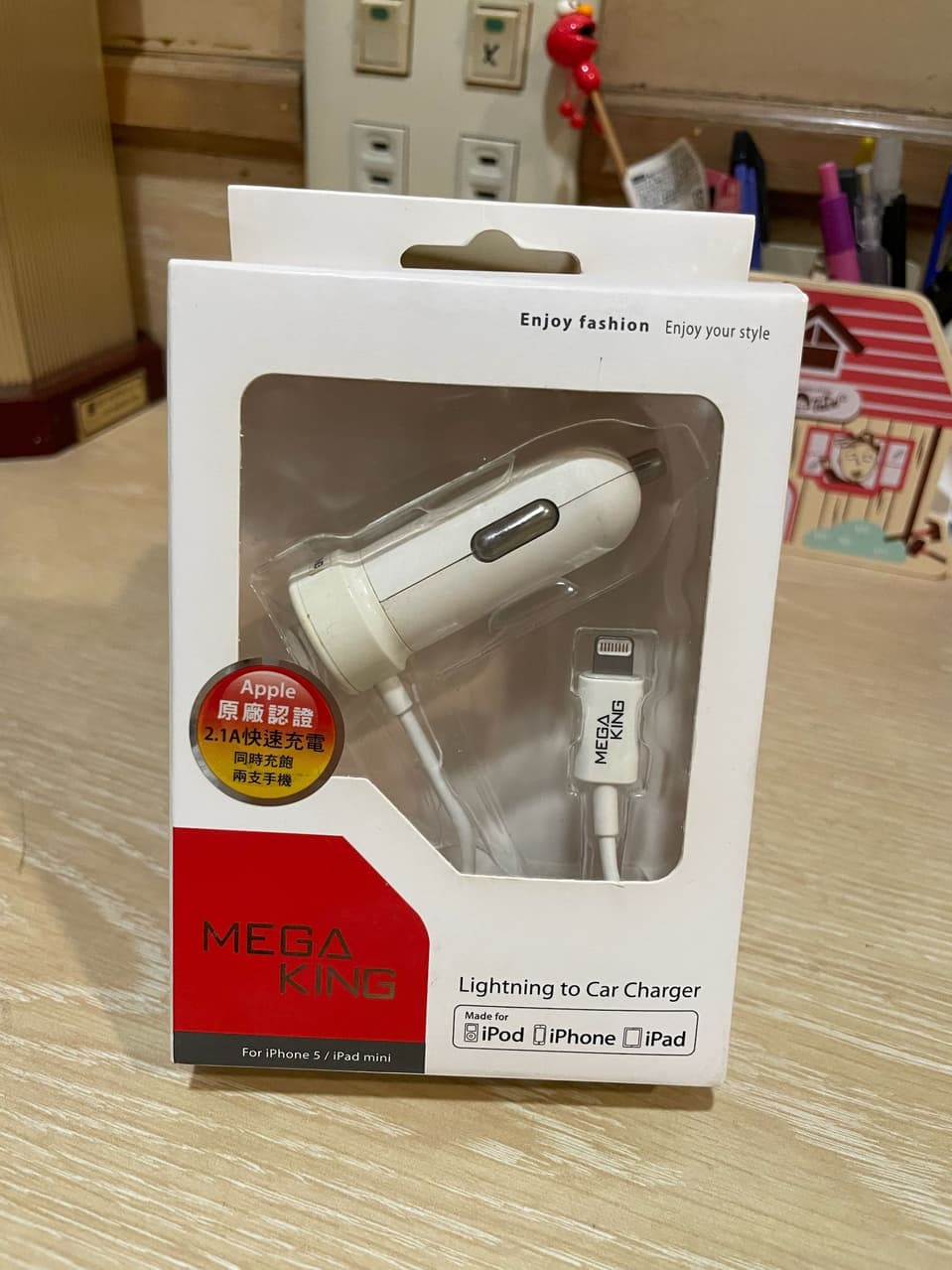 #我要賣 全新MEGA KING 車充（附iPhone Lightning充電線） - 二手交易板 | Dcard