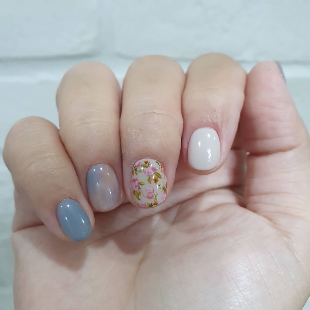 分享 人生第一次做美甲 美甲板 Dcard