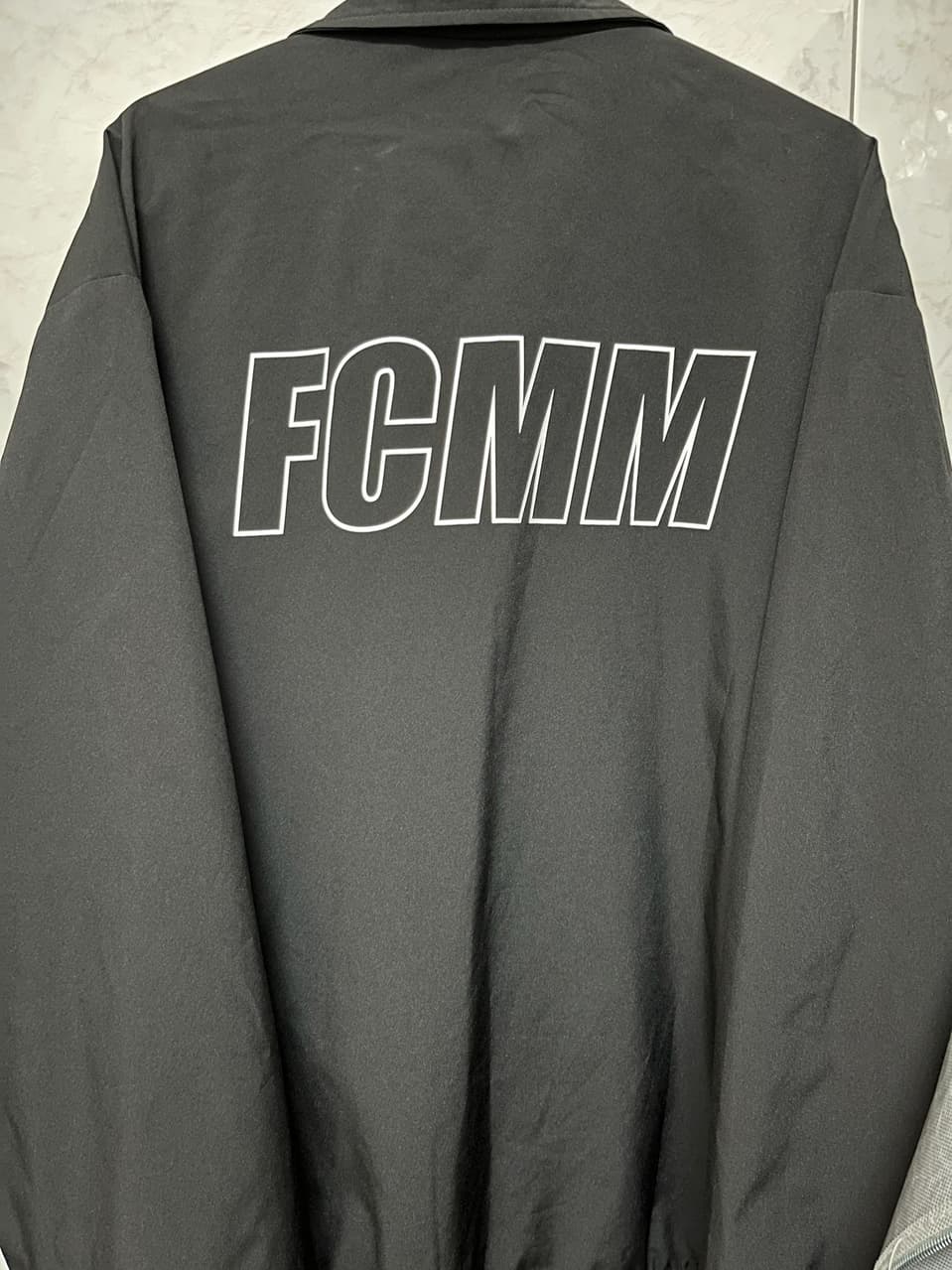 #我要賣 FCMM 教練外套 - 二手交易板 | Dcard