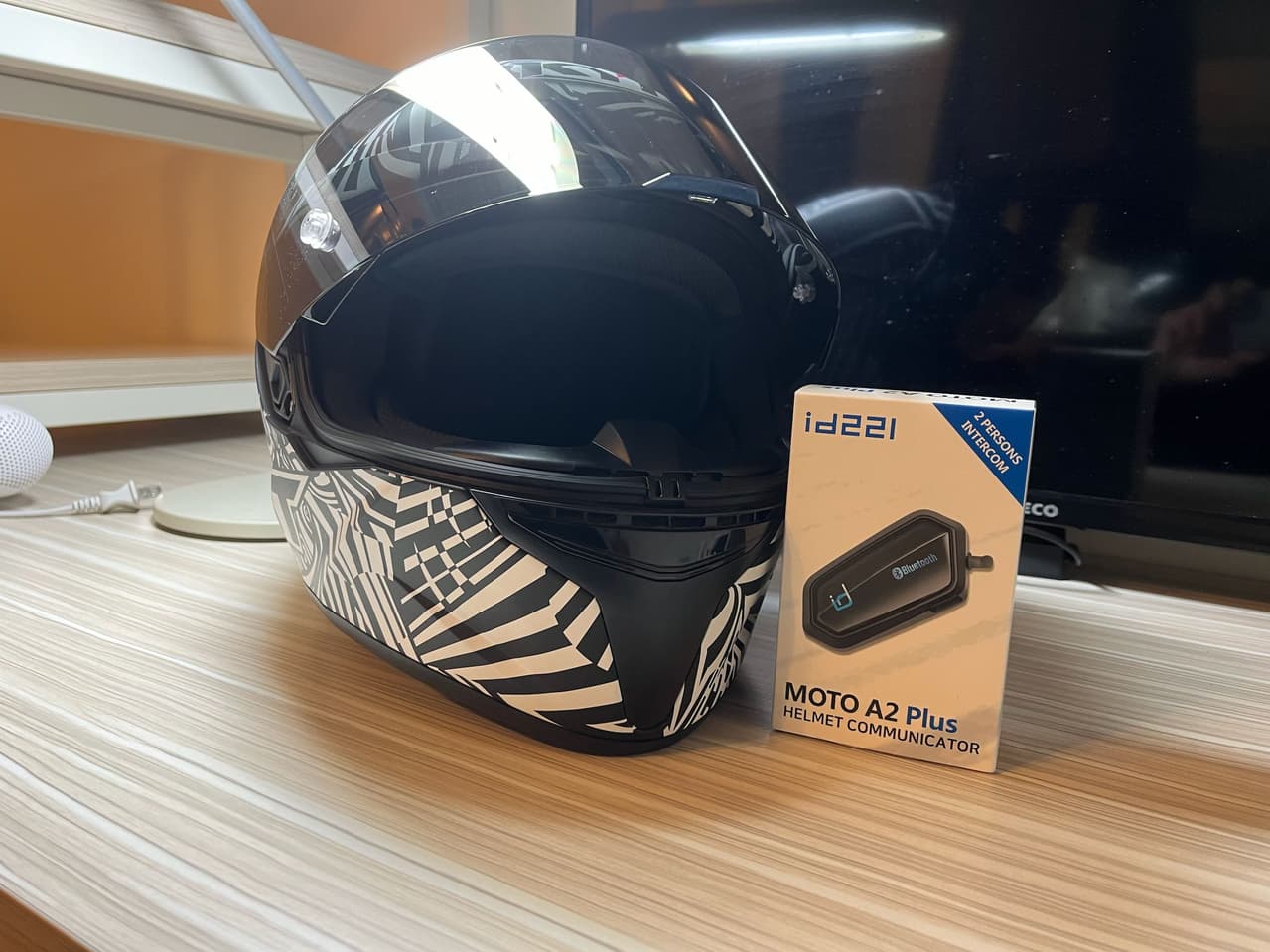 售KYT全罩帽 - 虎尾科大板 | Dcard