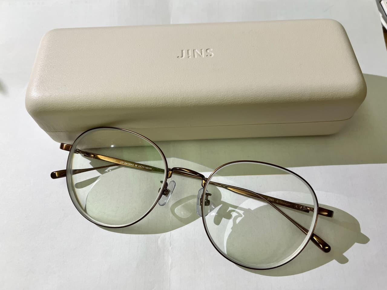 #我要賣 Jins眼鏡 - 二手交易板 | Dcard