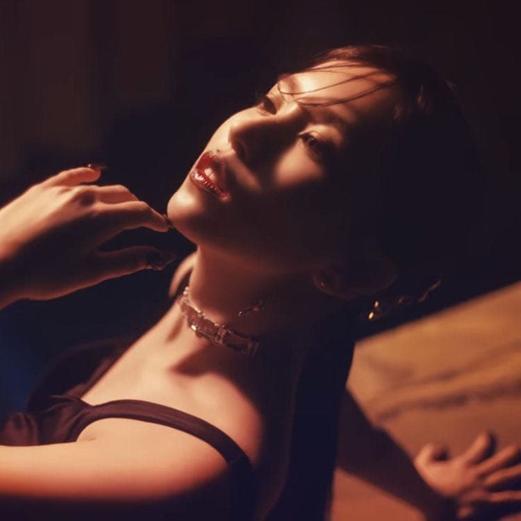 MISAMO〈Do not touch〉概念分享 - Here (@imm_here) | Dcard