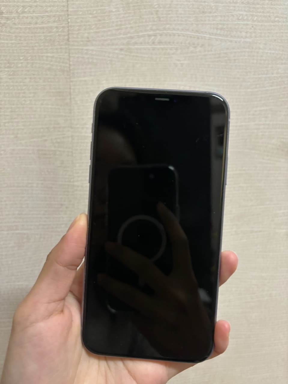 #我要賣 [已暫售]#我要賣 二手iphone 11 64g 紫色 - 二手交易板 | Dcard