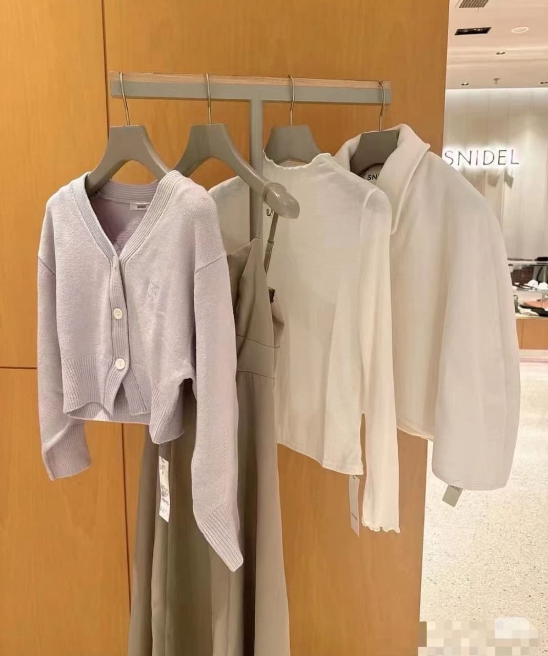 #我要賣 2024 snidel福袋（全新可拆賣） - 二手交易板 | Dcard