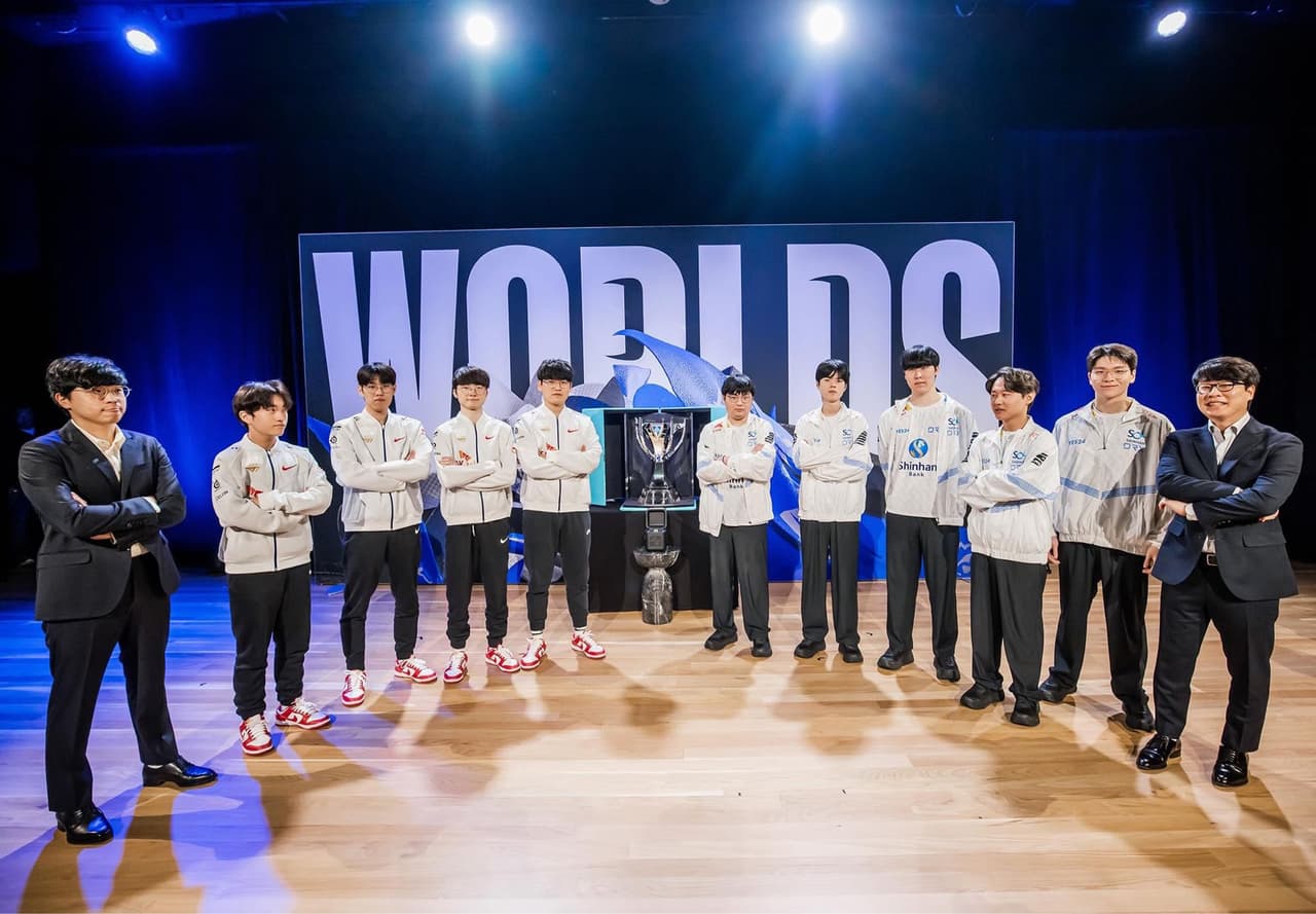 DRX vs T1 隊服 - 英雄聯盟板 | Dcard