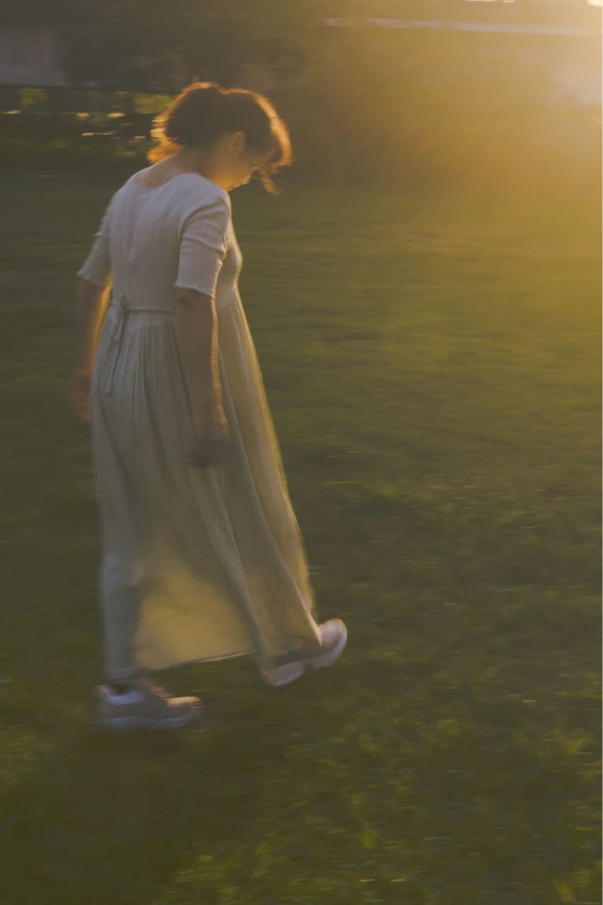 📸挑戰幫媽媽拍一組寫真！穿上裙子找回媽媽的少女魂｜#復古趴 - 魚山 (@fishmount) | Dcard