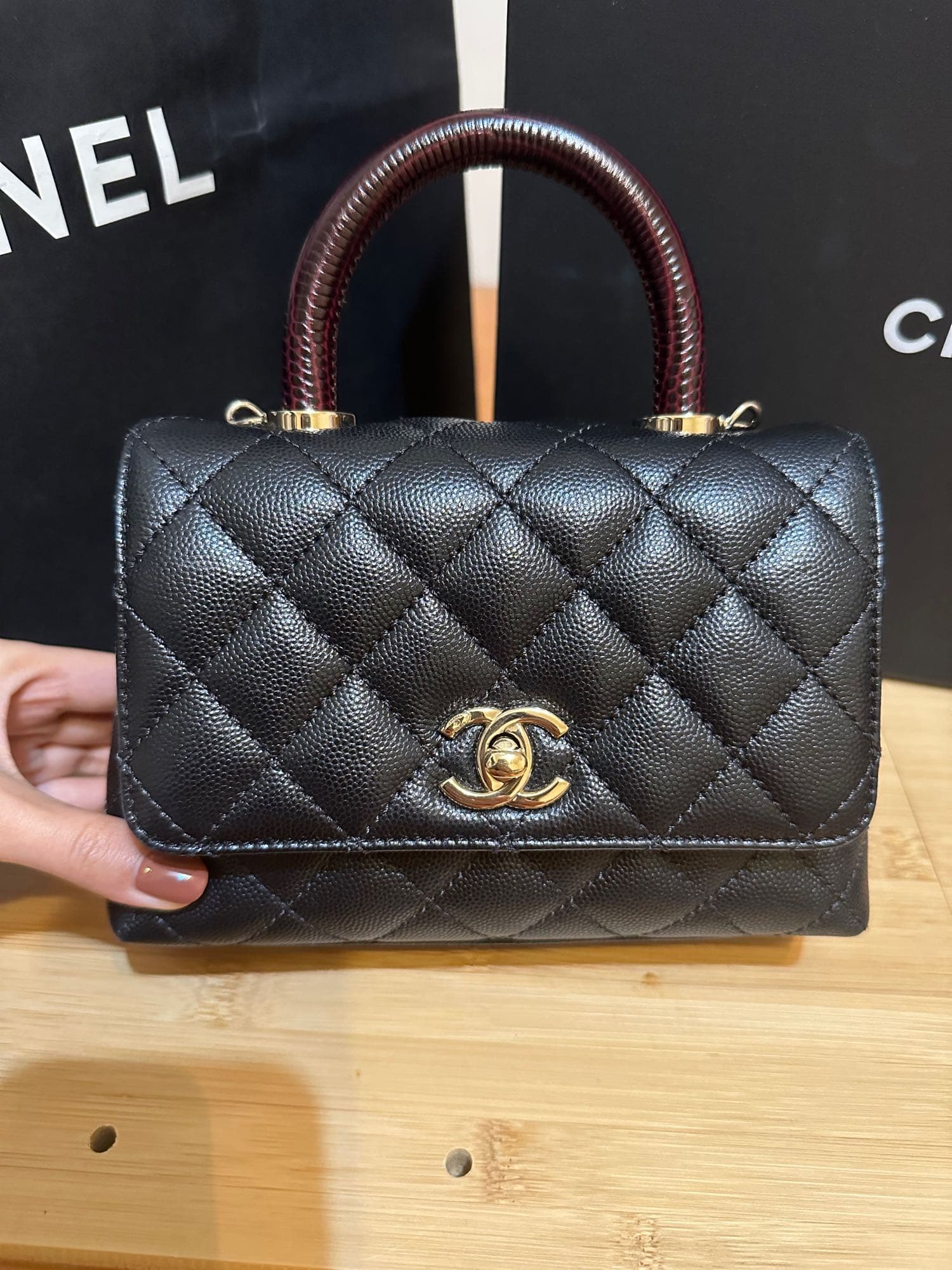 #分享 Chanel mini coco handle/Hermès O’kelly earrings - 精品板 | Dcard