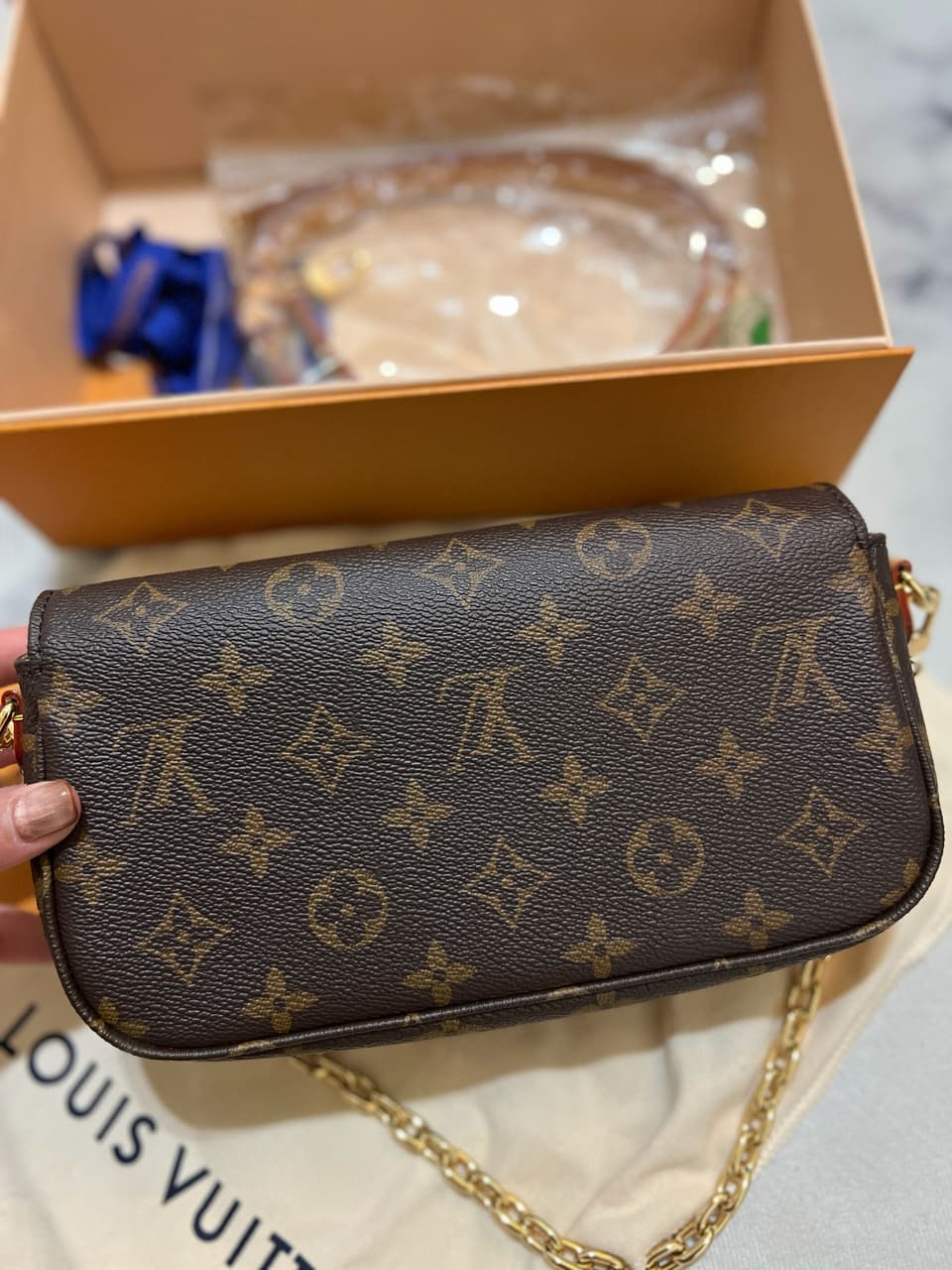 #我要賣 （已售出）LV IVY包 - 二手交易板 | Dcard