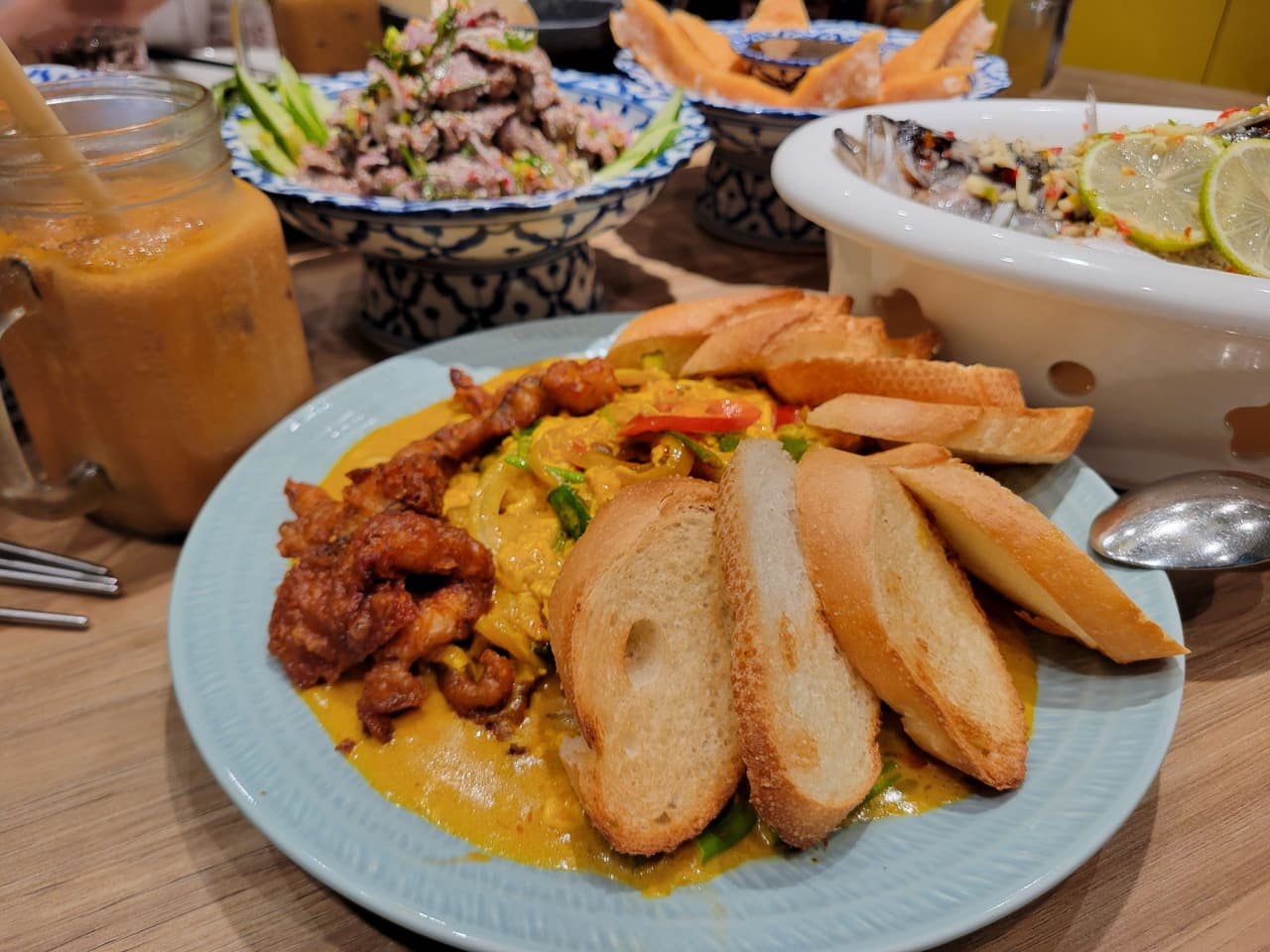 生日月食記-聚餐在饗泰多泰式風格餐廳，多人聚餐的好選擇 - 木木 (@dmlu) | Dcard