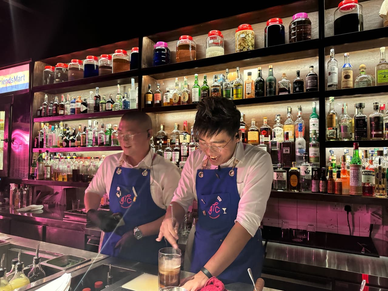 馬來西亞檳城．酒吧推薦．Good Friends Club - Joseph旅遊、癮酒 (@joseph851001) | Dcard