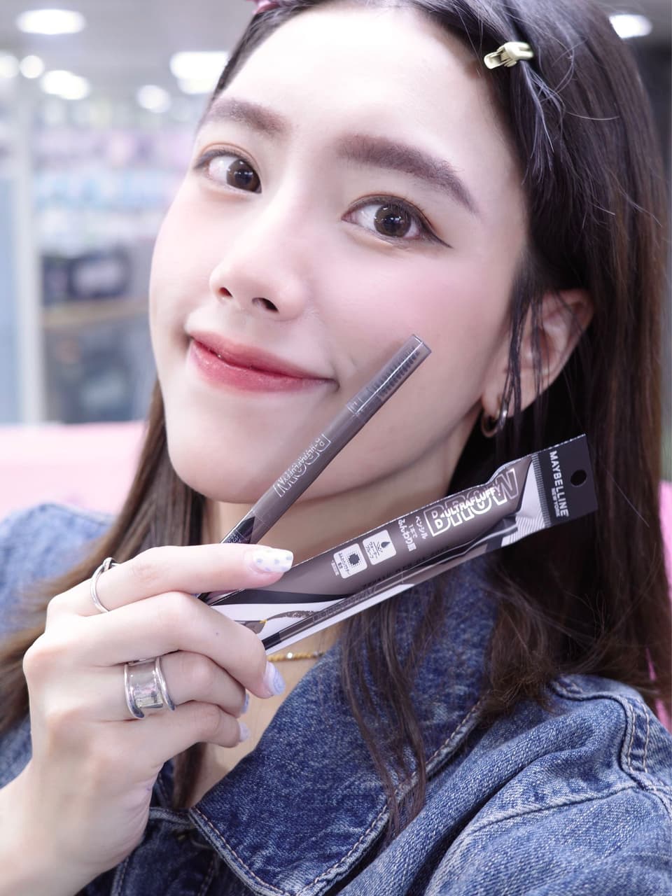 跟蠟筆小新說掰掰👋 MAYBELLINE媚比琳革命性眉粉筆讓你快速擁有媽生眉.ᐟ.ᐟ - 美妝板 | Dcard