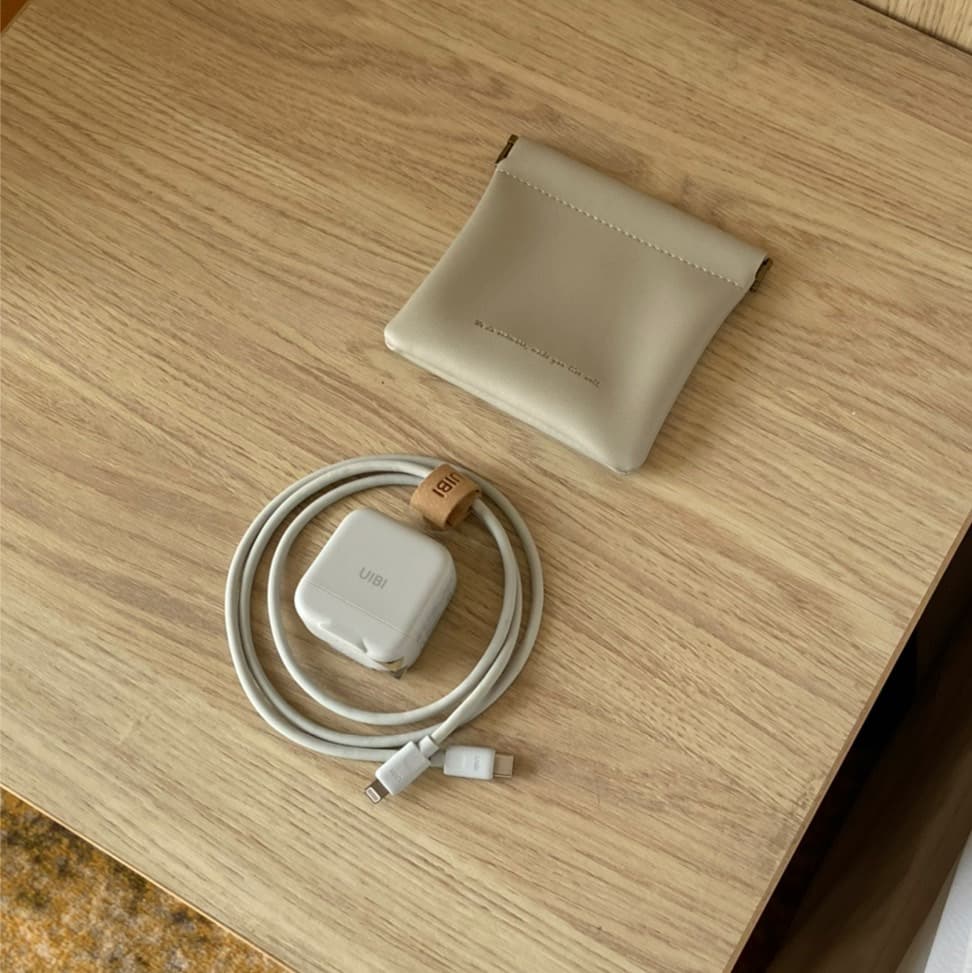 UIBI｜30w 雙口氮化鎵快充 - 3C板 | Dcard