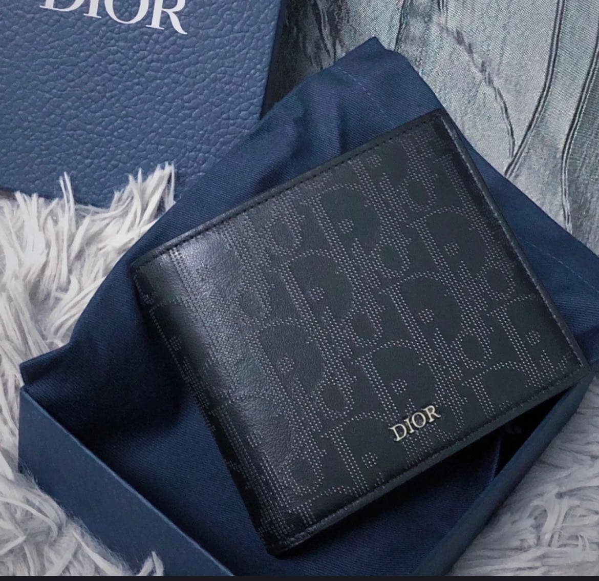 #問題 Dior/Lv/Bv 短夾選擇 - 精品板 | Dcard