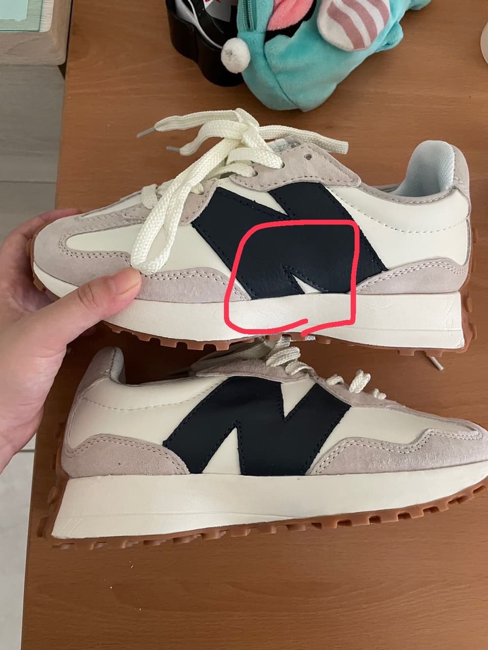 #詢問 NB327真假 - 穿搭板 | Dcard