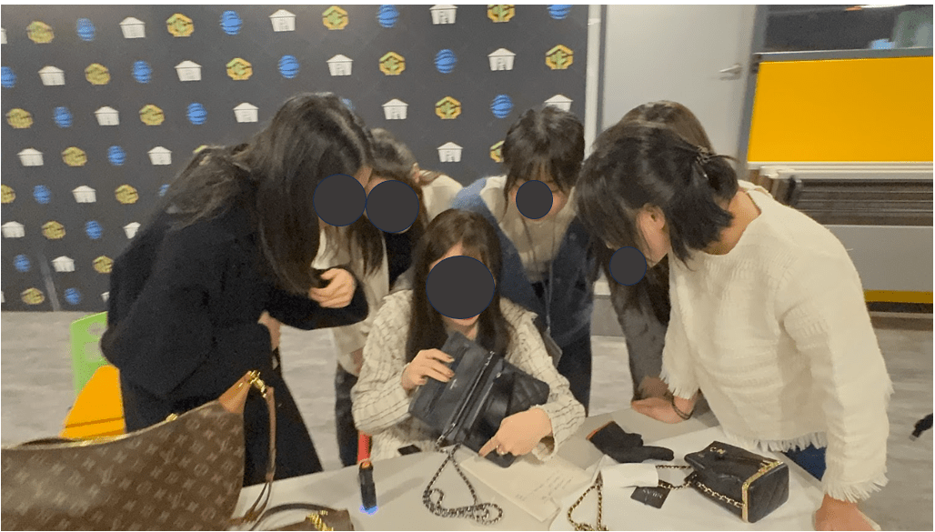 直擊同事上班摸魚．．#popchill #拍拍圈 - PopChill 拍拍圈 (@popchill) | Dcard