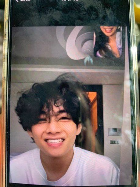 #分享 Jennie V 第四波外流 (多張） - 追星板 | Dcard