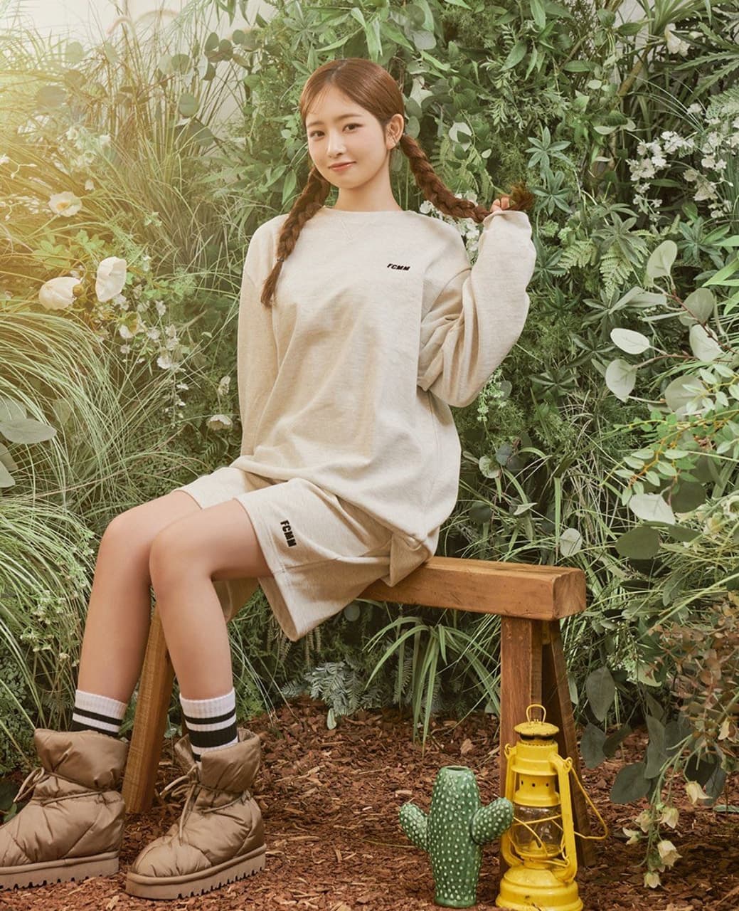 #代言 Rei - FCMM 23S/S 新品Look Book (購買送小卡) - IVE板 | Dcard