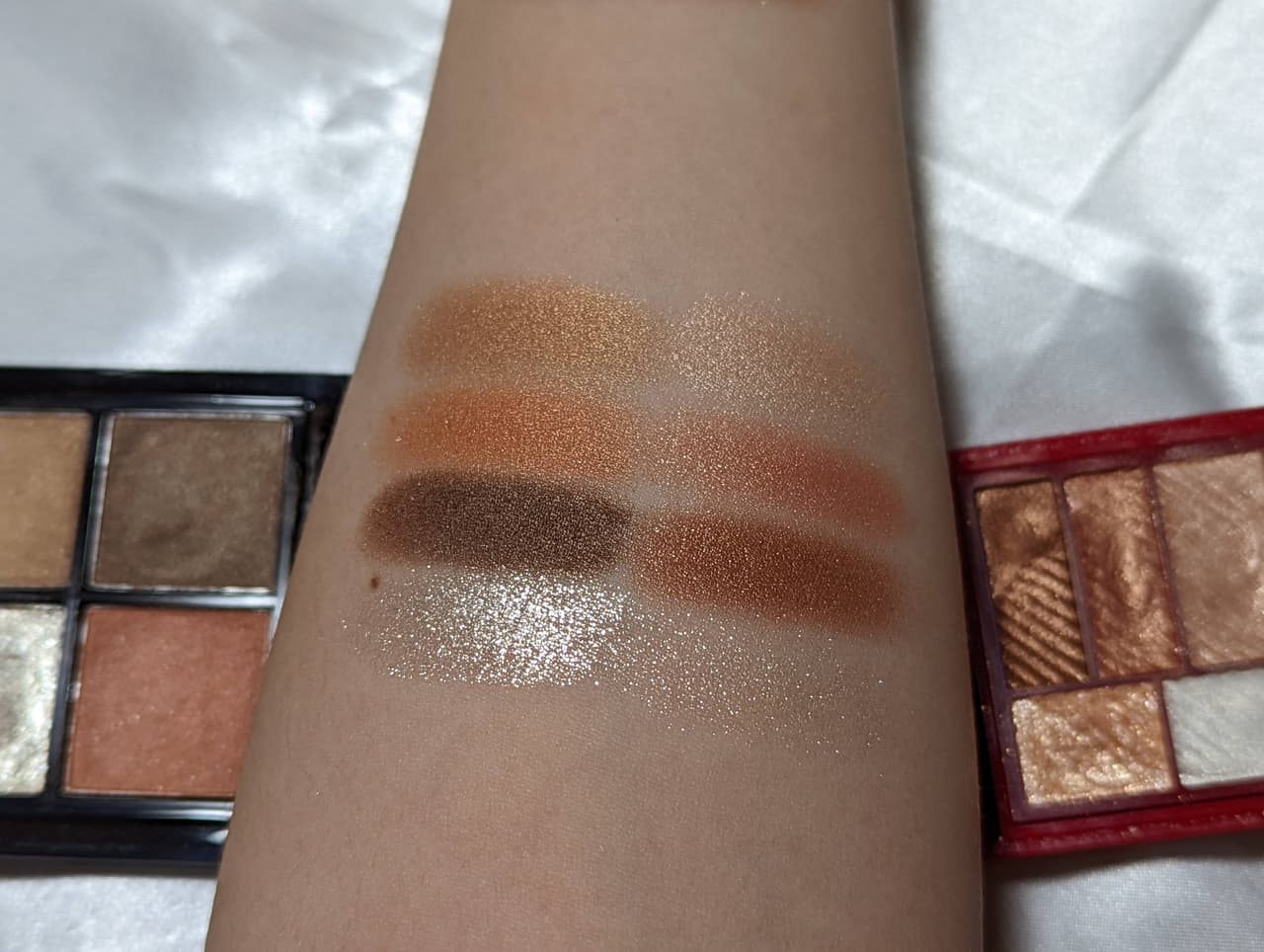 #分享 donki 99元四格眼影 色號：OB - 美妝板 | Dcard