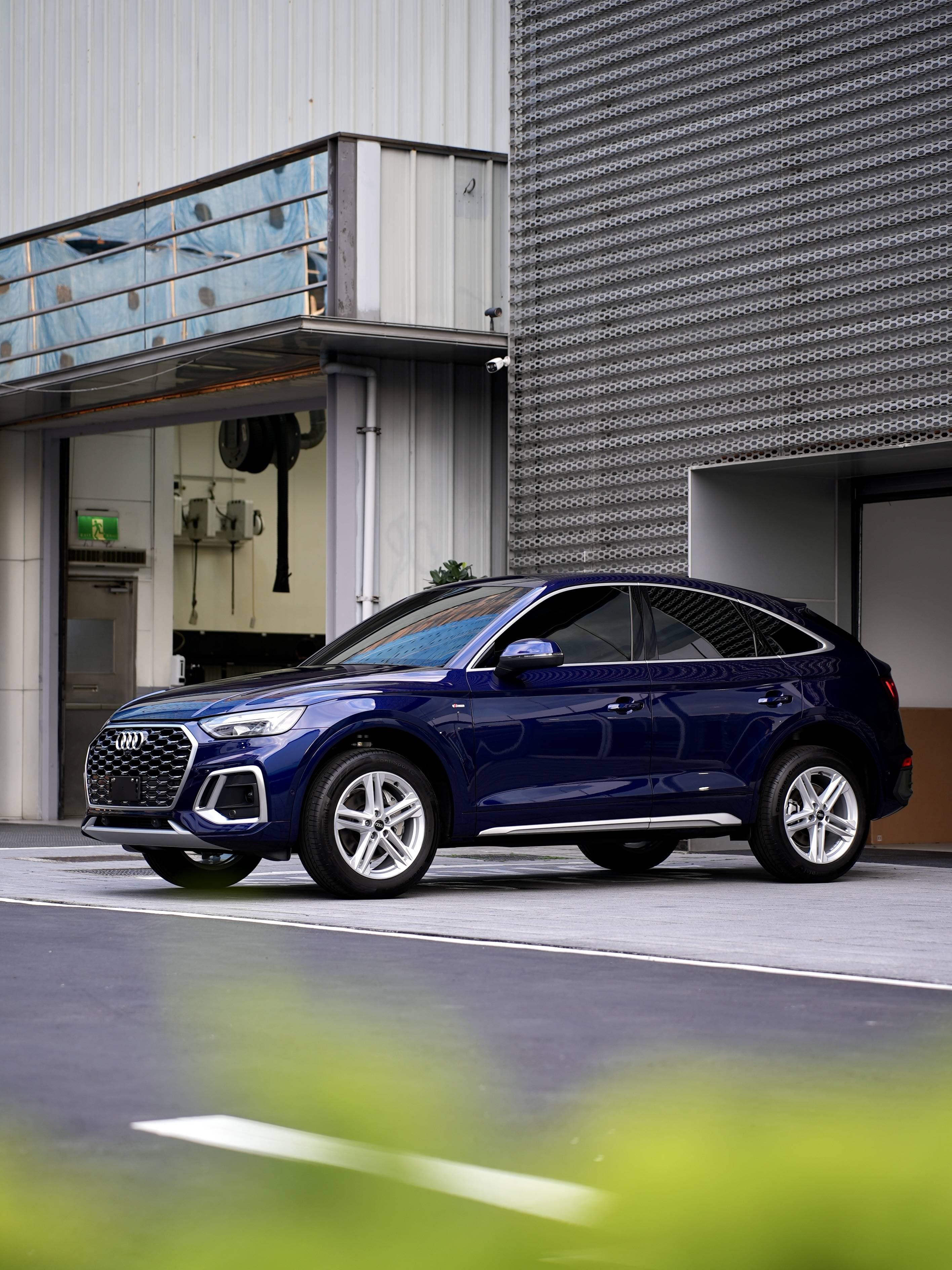 Q5 Sportback 實車照片分享 - 汽車板 | Dcard